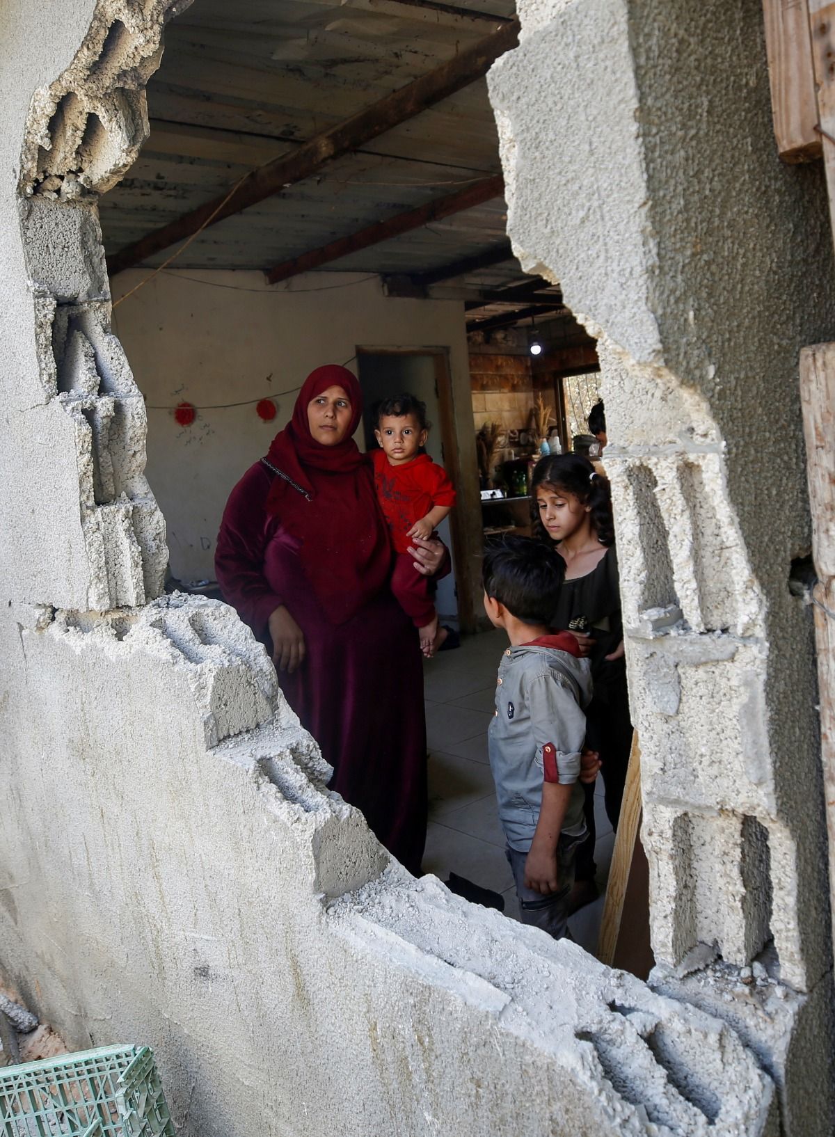 Israel bombs Hamas sites in Gaza over fire balloons - military | Reuters