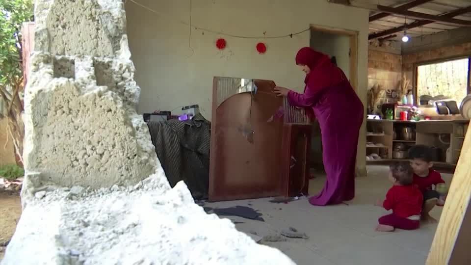 Israel bombs Hamas sites in Gaza over fire balloons - military | Reuters