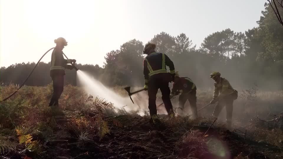 Firefighters from across Europe fight French wildfires