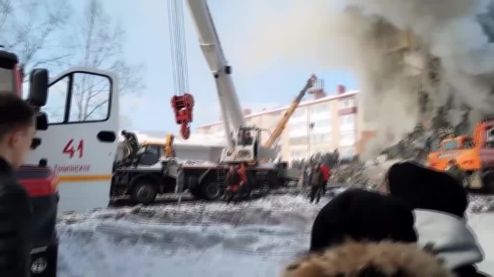 Nine die, one missing in apartment block collapse in Russia's far east ...