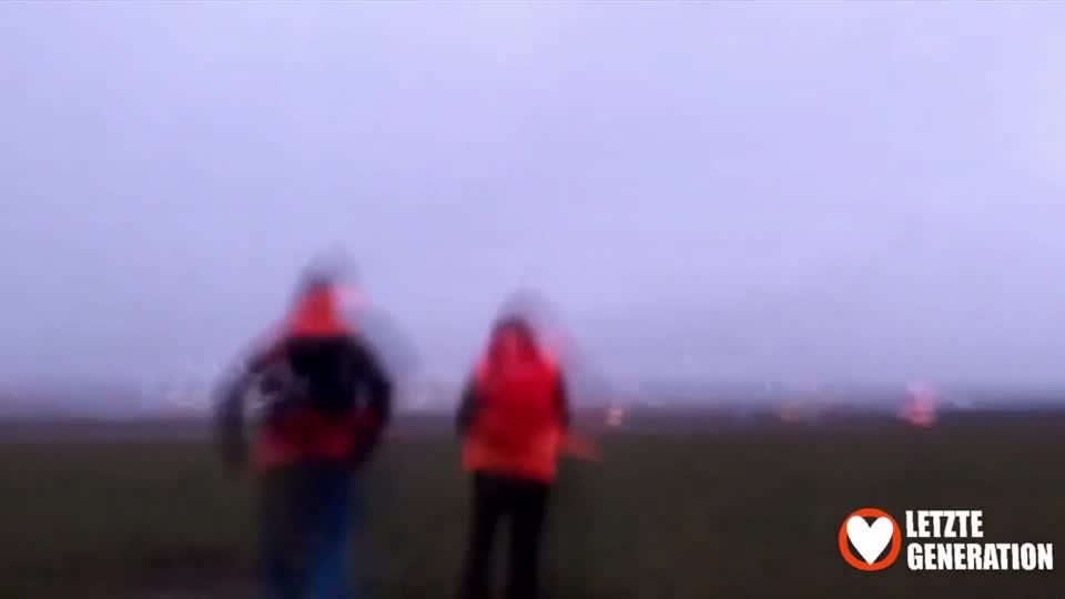 Berlin airport reopens runways after climate protest | Reuters