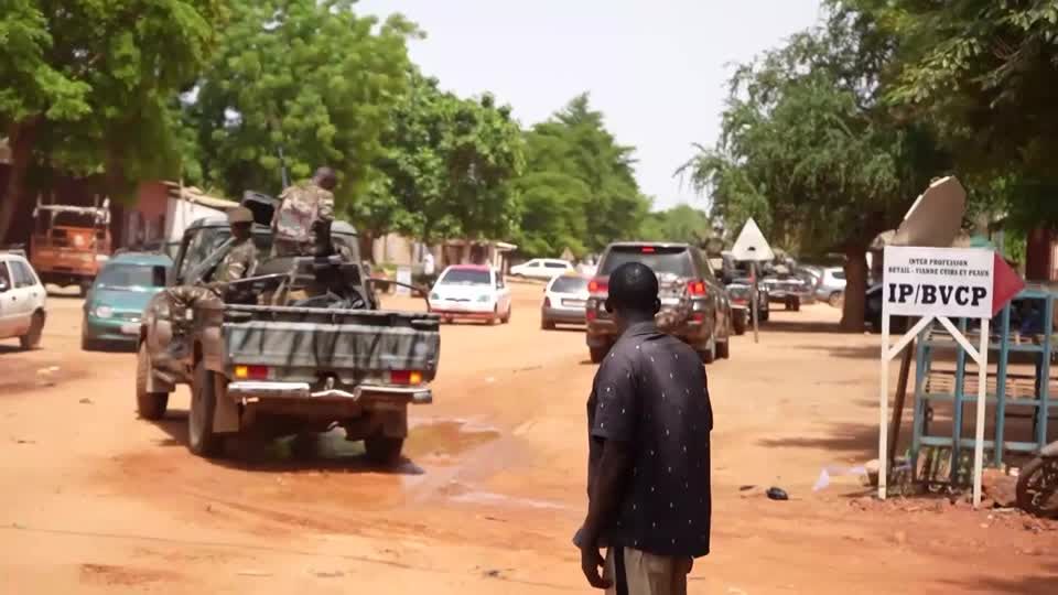 Germany urges citizens in Niger to join French evacuation flights | Reuters
