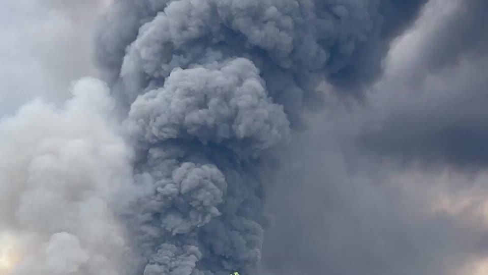 Shell investigates smoke near Gbaran oil facility in Nigeria | Reuters