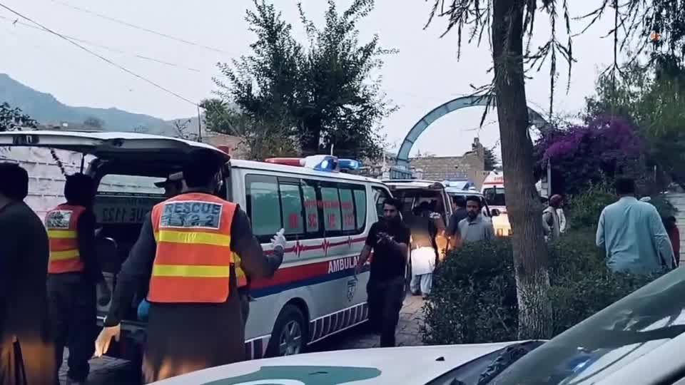 Dozens dead in Pakistan gun attack | Reuters