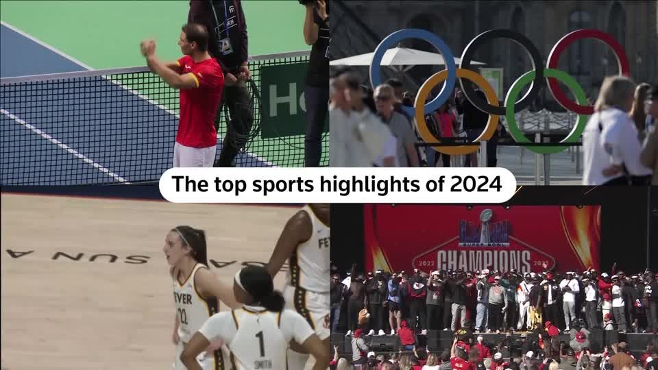 Crowds 'test' confetti in Times Square ahead of New Year's Eve