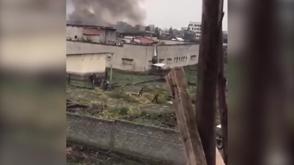 Prisoners break free in Goma amid rebel offensive, sources say | Reuters