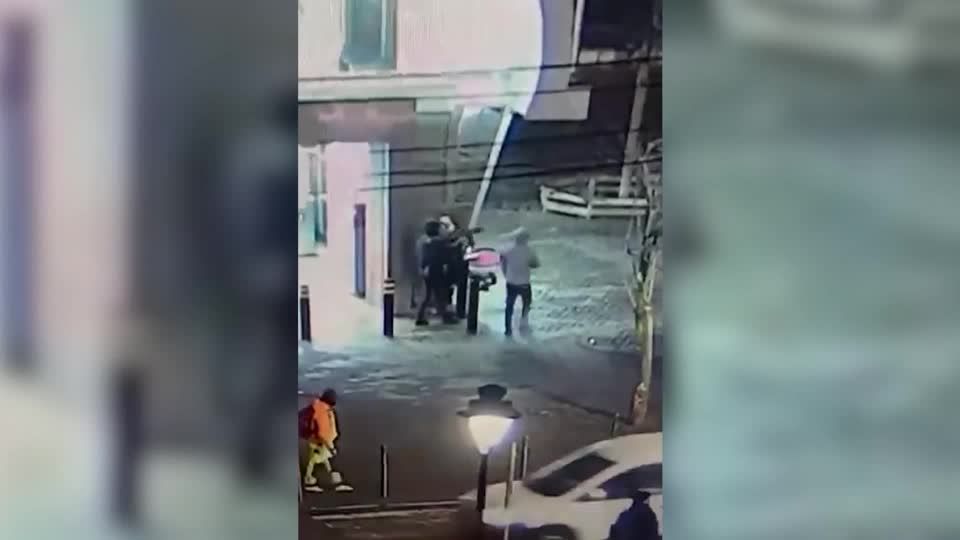 Belgian police launch manhunt after Brussels metro shooting | Reuters