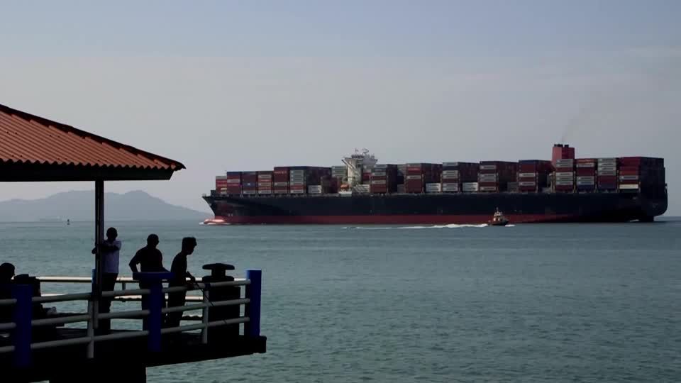 US government ships can now use Panama Canal for free: State Dept | Reuters