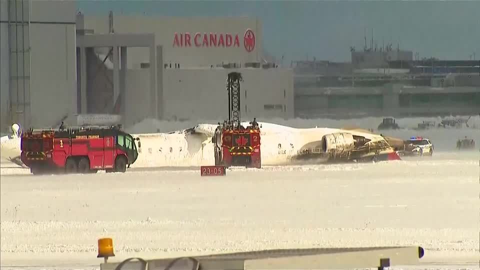 Crews respond to a plane crash at Toronto Pearson Airport | Reuters