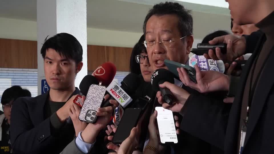 Taiwan 'paying attention' to Chinese military: defense chief | Reuters