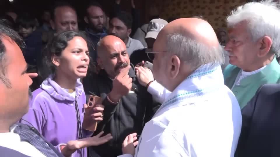 Tourist attack in India's Kashmir deadliest in nearly two decades | Reuters