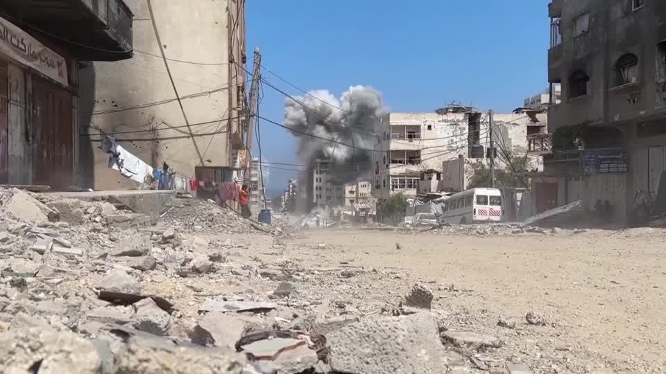 WHO releases video it says shows attacks on their Gaza facilities | ロイター