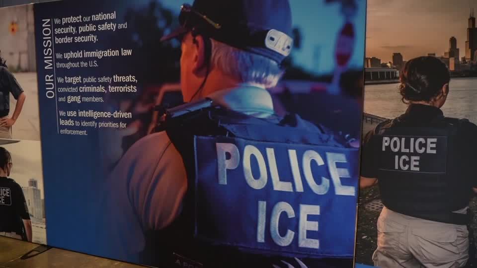 'A highly desired career': ICE job fair draws prospects and protesters ...