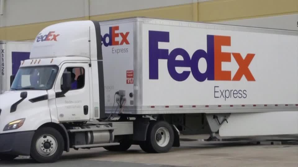FedEx shares rise after better than expected earnings | Reuters