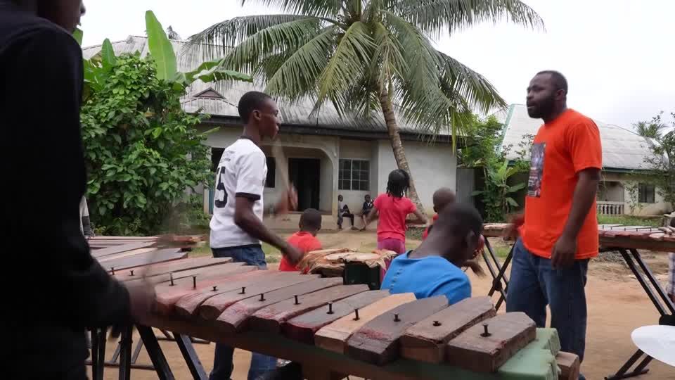 Nigerian xylophone maker preserves traditional sounds | Reuters