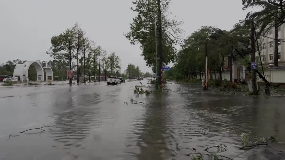 Five stories you need to know today | Reuters