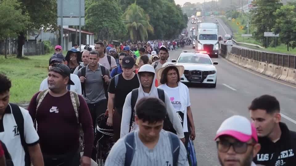 Migrant caravan in Mexico moves on in search of better opportunities ...