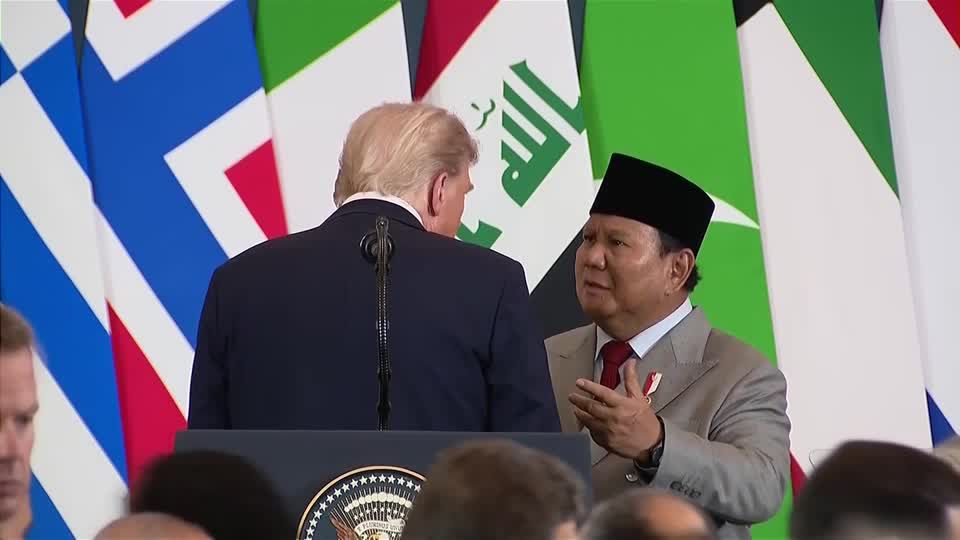Indonesian president asks Trump to meet son Eric in 'hot mic' moment ...