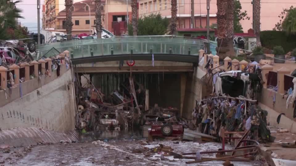 Tracing the recovery a year after deadly floods in eastern Spain | ロイター