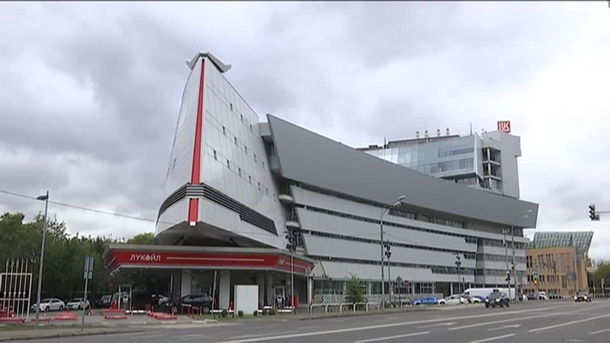 Norway's Equinor reports one dead after accident at Mongstad refinery ...