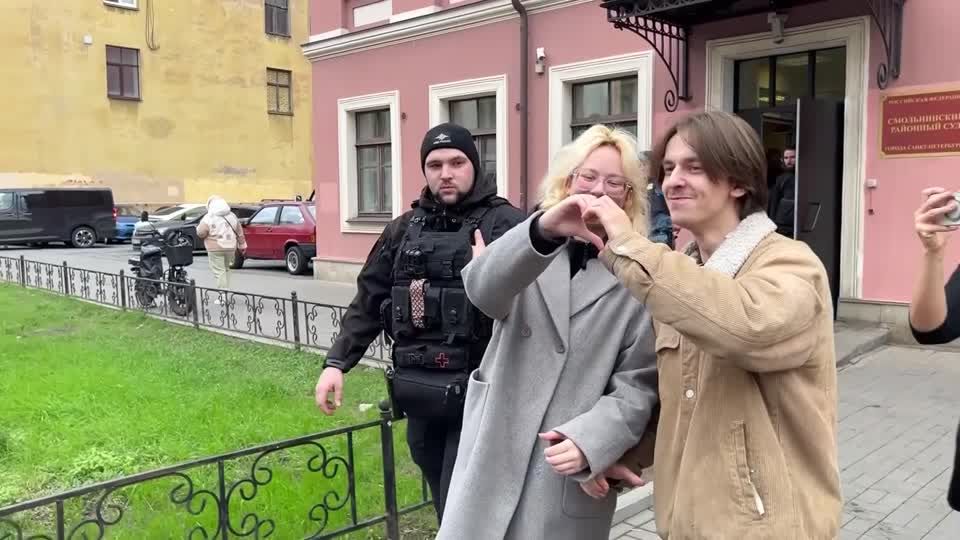 Young Russian musicians who played anti-Kremlin songs get more jail ...