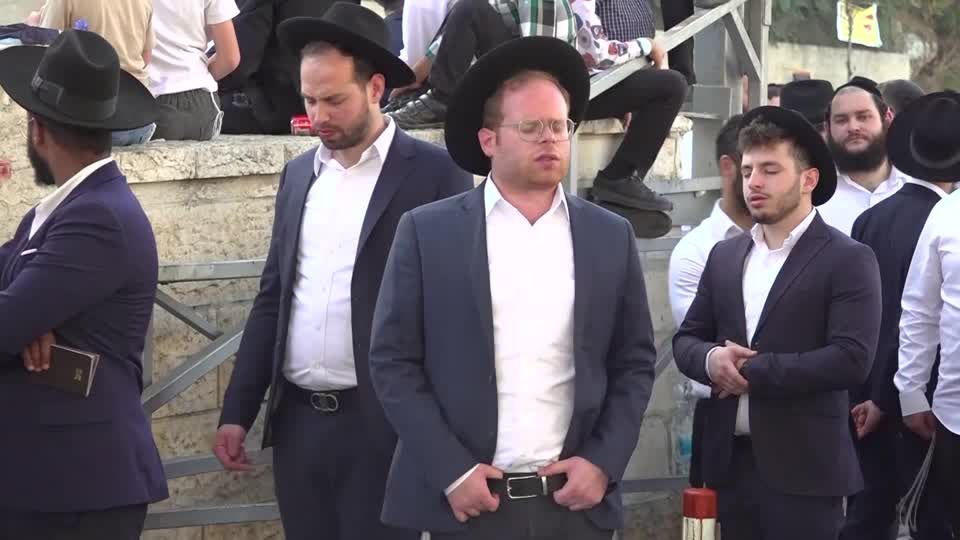 Jerusalem gridlocked as ultra-orthodox protest army conscription | Reuters