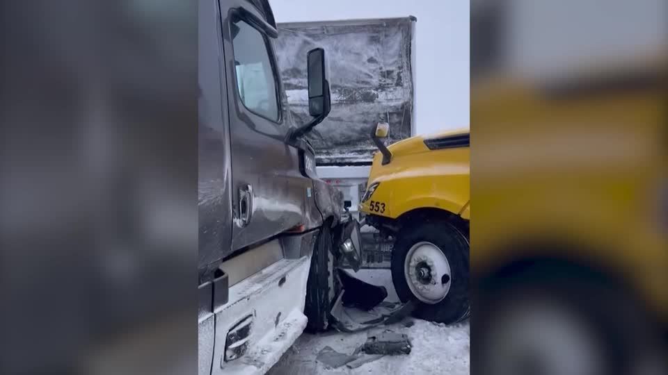 Over 100 vehicles collide in Michigan highway pileup | Reuters