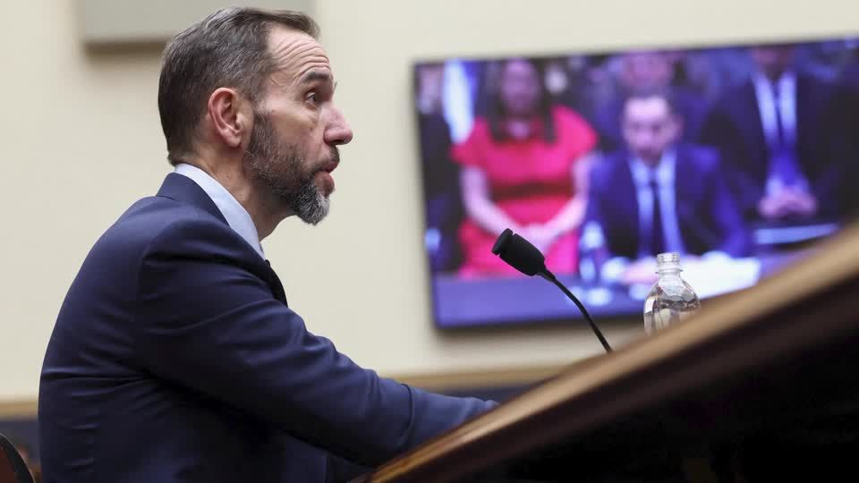 Jack Smith tells Congress Trump 'engaged in criminal activity' | Reuters