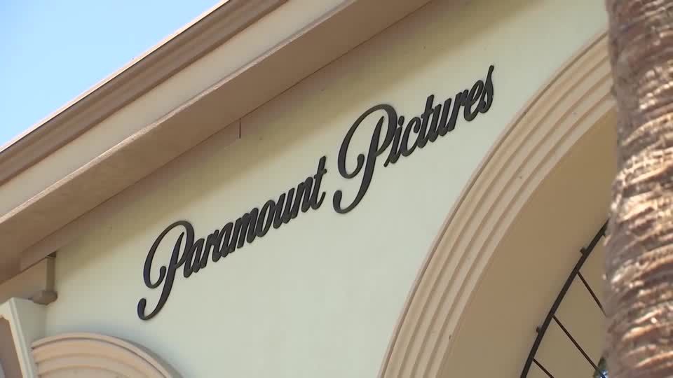 Paramount bids higher for Warner Bros to block Netflix: source | Reuters