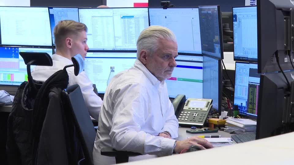 European shares skid to one-month lows as Middle East war drags on ...