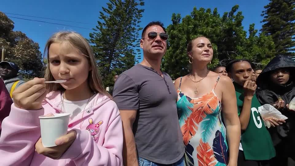 S. African expats return home, shunning US refuge | Reuters