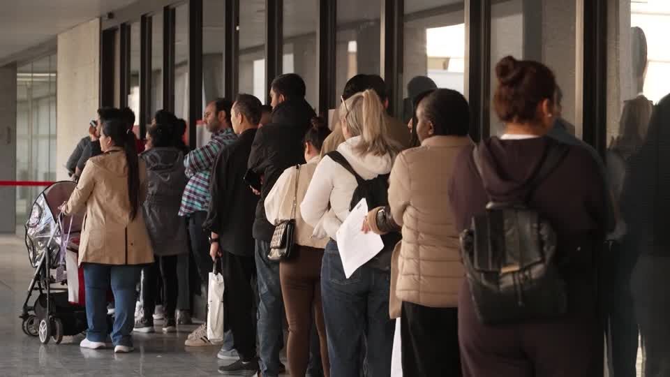 NGO welcomes Spain’s 'straightforward' migrant regularization process ...