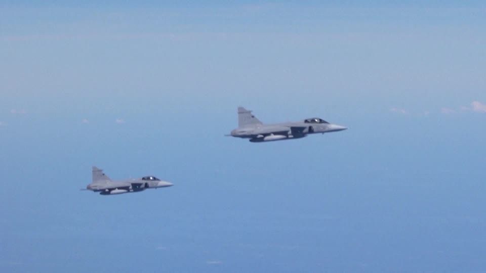 Sweden's Gripen faces test in Ukraine's air war with Russia | Reuters