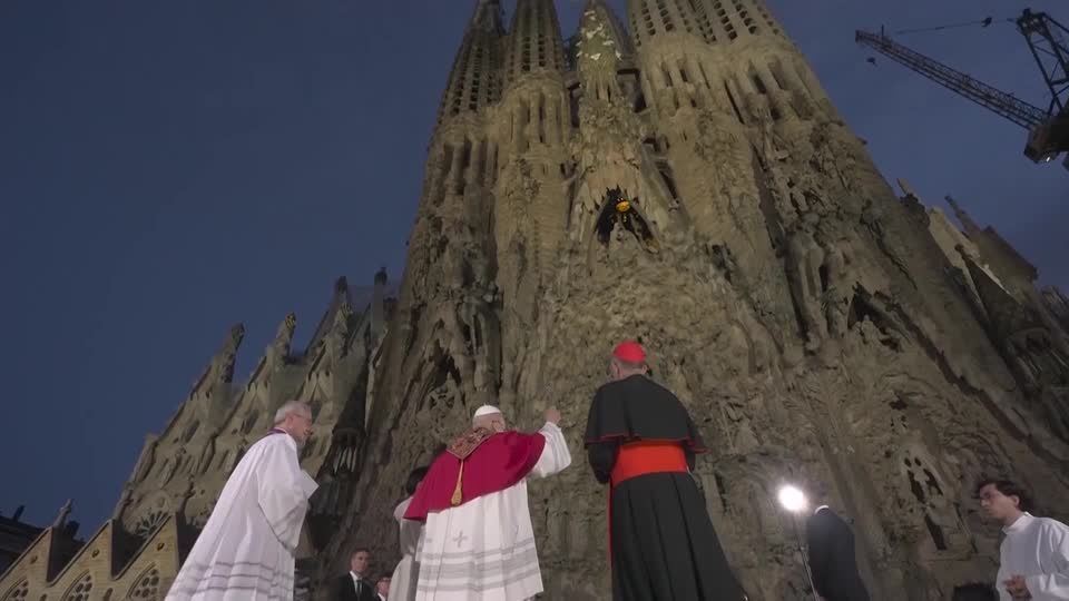 Pope Leo blesses Sagrada Familia's newest tower | Reuters